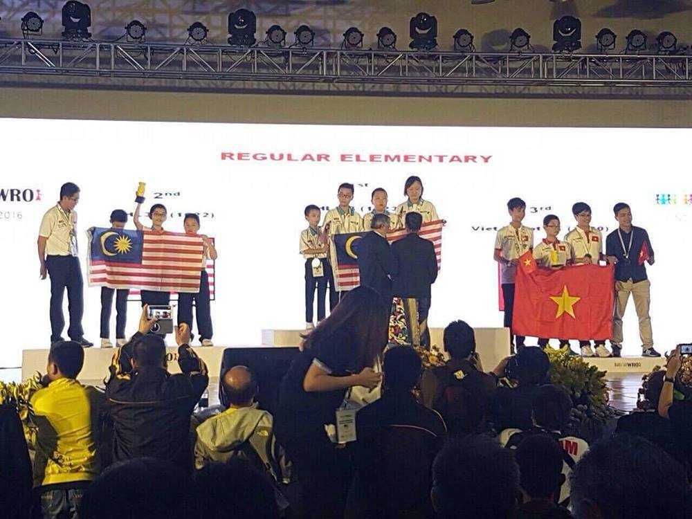Phát động Cuộc Thi Tài Năng Robot Robotacon Wro 2017