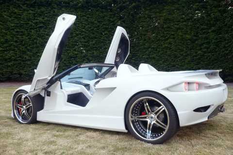 Siêu xe K1 Attack Roadster ra mắt