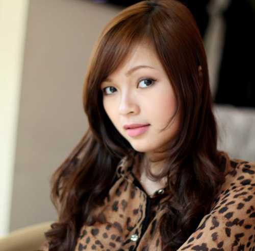 Lộ diện nữ sinh Việt xinh nhất tại Đức