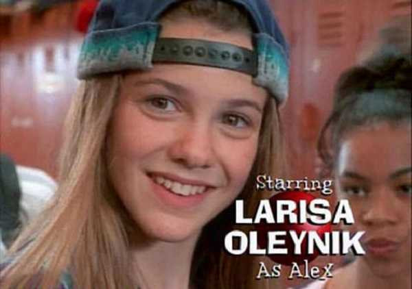 Gặp lại cô gái gây sốt 'Thế giới bí mật của Alex Mack'