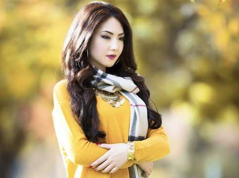 Jennifer Chung diện hàng hiệu giữa thu vàng nước Mỹ