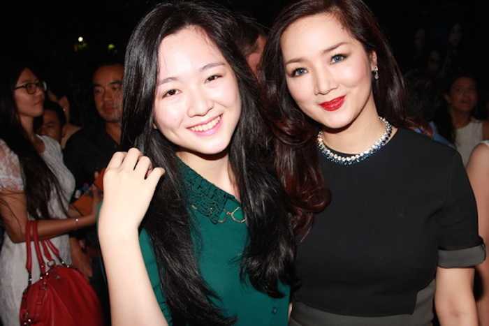 Giáng Mi đọ sắc cùng con gái xinh đẹp gây 'sốt'