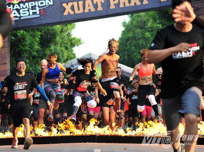 Giới trẻ Hà thành khuấy động chảo lửa Champion Dash