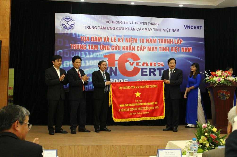 VNCERT kỷ niệm 10 năm thành lập