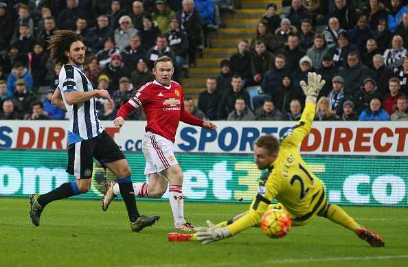 Rooney ghi tới 2 bàn, Man Utd vẫn rơi chiến thắng