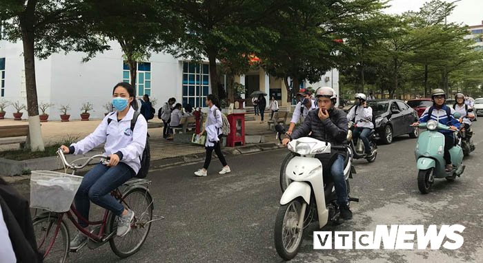 Thầy Giáo Thừa Nhận Nhắn Tin Gạ Tình Nữ Sinh Cấp 3 Trường Chuyên ở