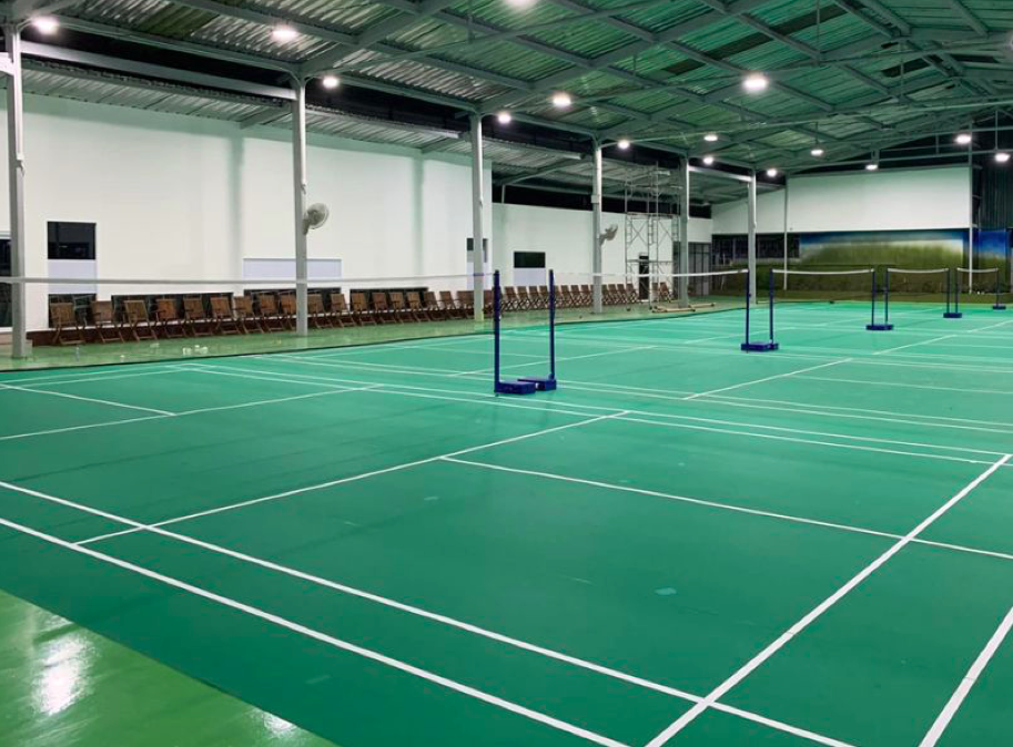 X-Epoxy - đơn vị thi công sơn sân cầu lông uy tín tại TP.HCM