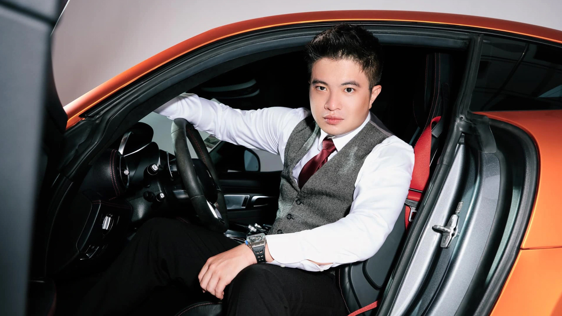 Mr Pips cầm đầu đường dây lớn nhất trong lĩnh vực lừa đảo tài chính ...