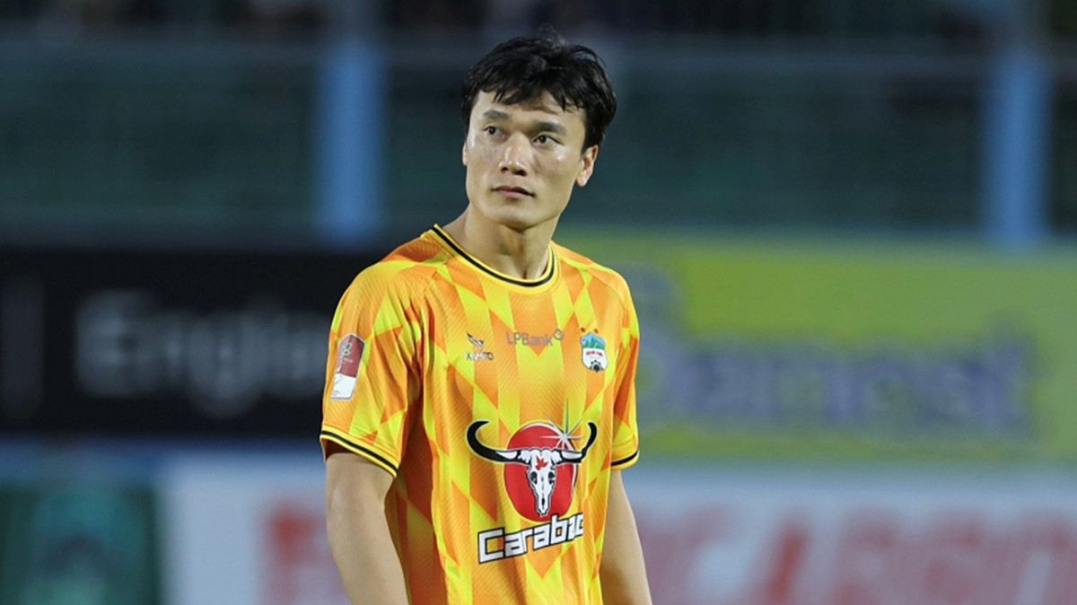 Thủ môn Bùi Tiến Dũng: 'Hy vọng có cơ hội trở lại tuyển Việt Nam'