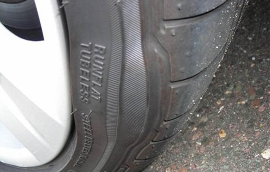 Lốp xe ô tô bị phồng: Nguyên nhân và cách khắc phục