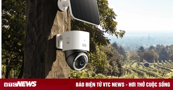 Camera 4K xoay 360 độ, sạc 2 tiếng dùng cả tháng