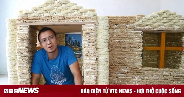 Thanh niên lấy 2.000 gói mì xây thành ngôi nhà 'siêu to khổng lồ' cho ...