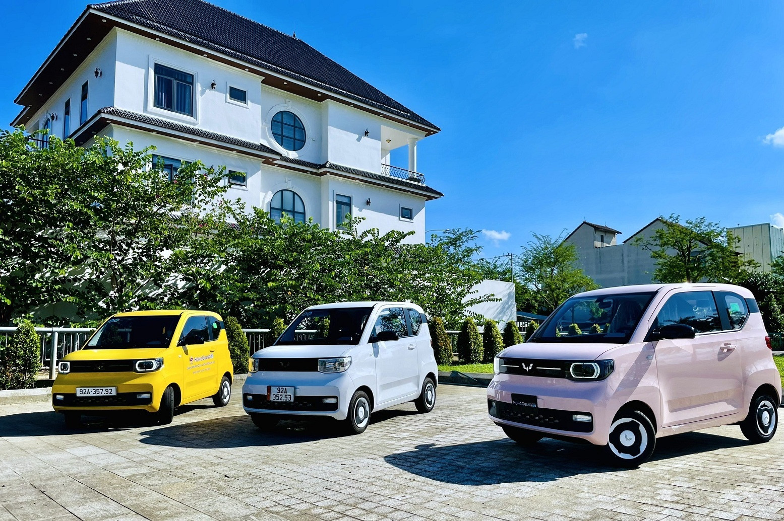 Giá ô tô điện Mini EV chỉ từ 219 triệu đồng