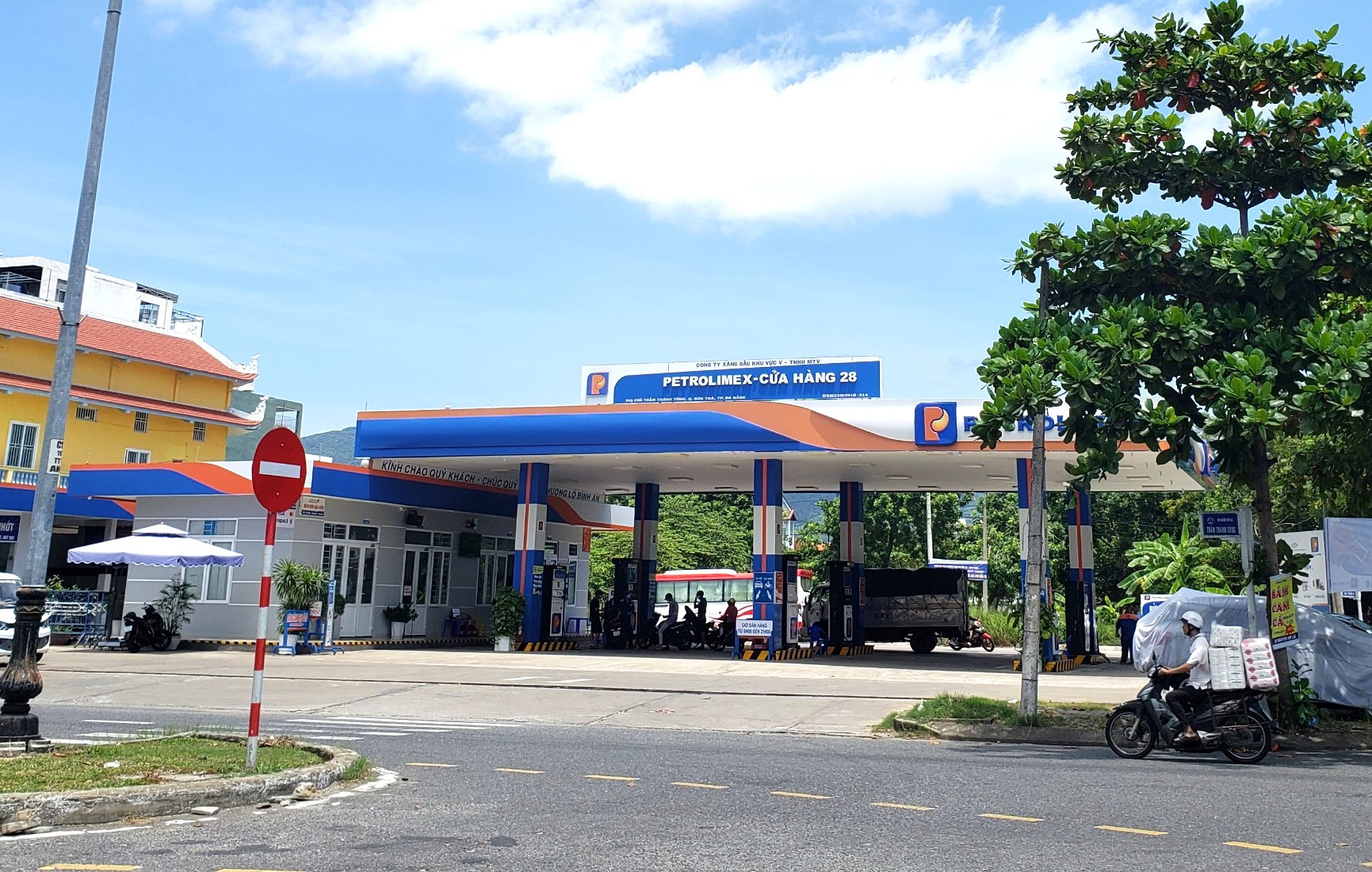 Cửa hàng ở Đà Nẵng hạn chế bán xăng A95: Sở Công Thương nói gì?