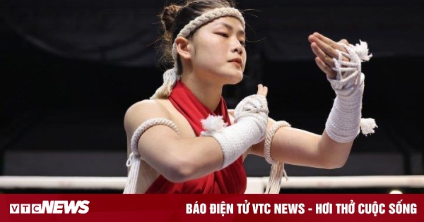 Tiết mục Wai Kru như phim 'đốt cháy' lễ khai mạc Vô địch Muay Thái TP.HCM 2023