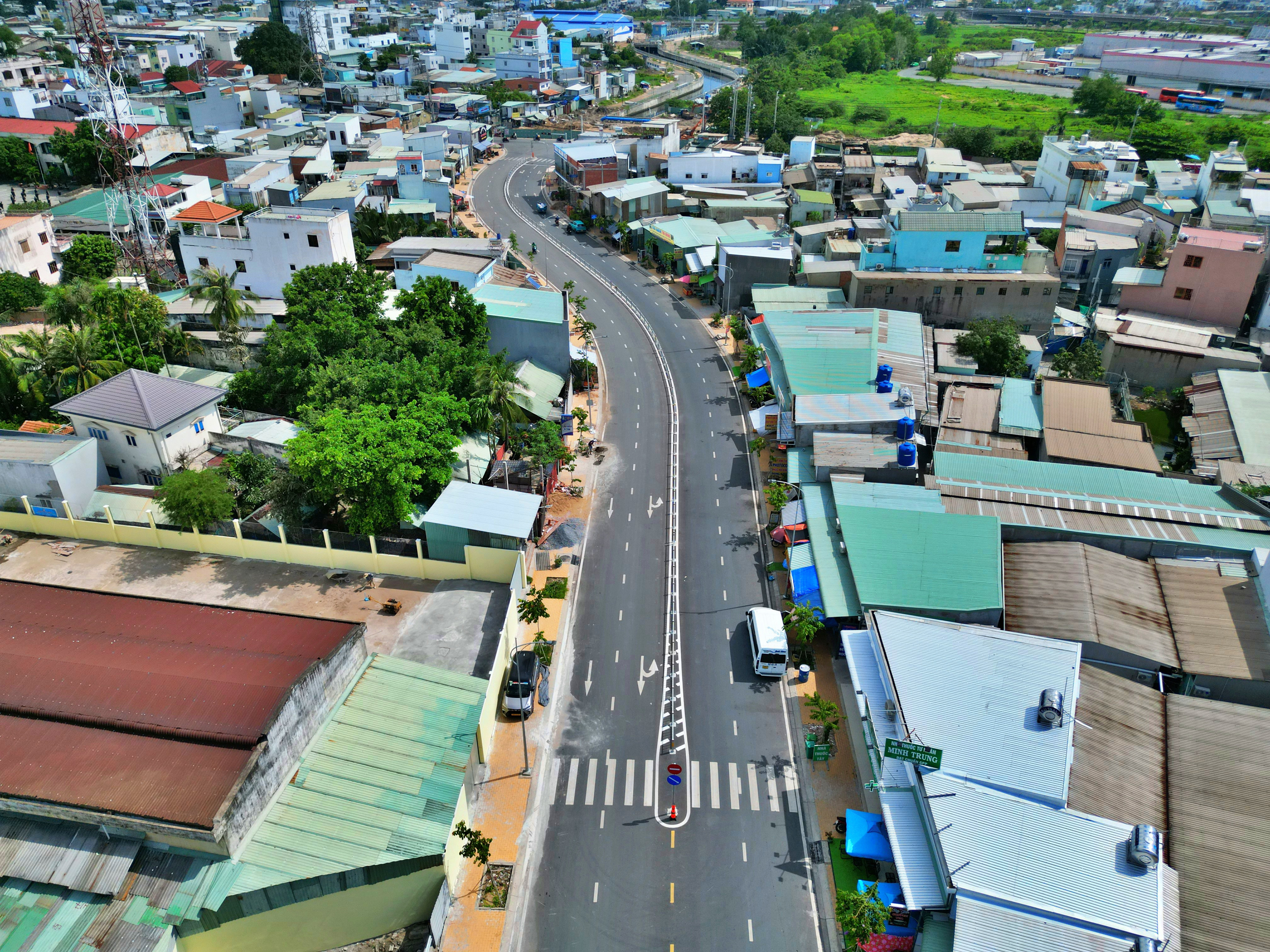 Rạch chống ngập thành đường sau 4 năm cải tạo ở TP.HCM