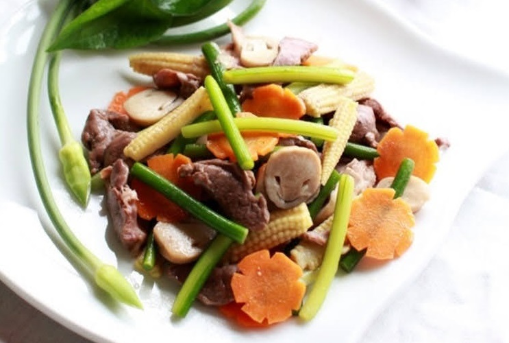 Món ngon mỗi ngày: Cách làm tim cật xào thập cẩm