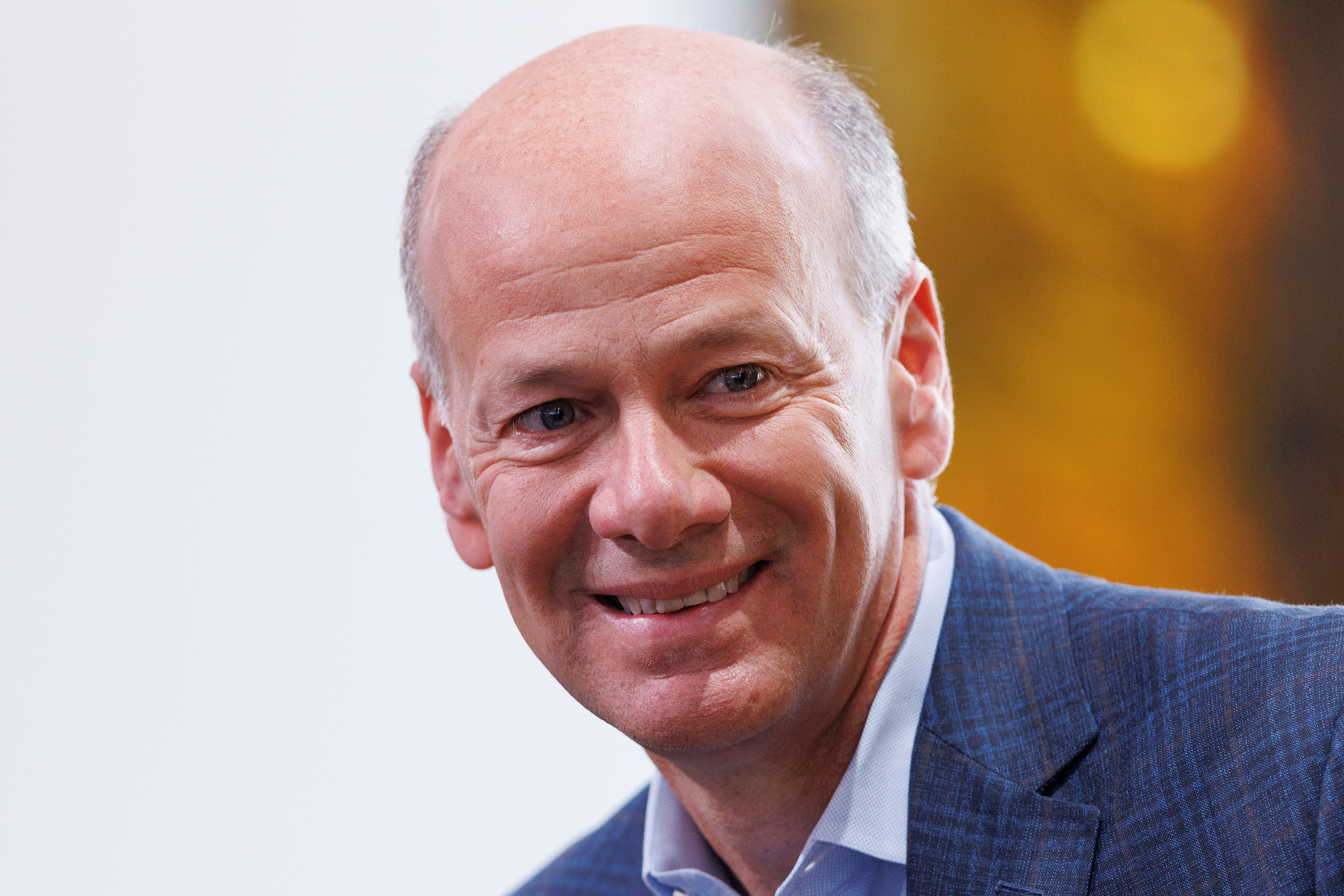 24 giờ trước khi phá sản, CEO Silicon Valley Bank gọi điện trấn an ...