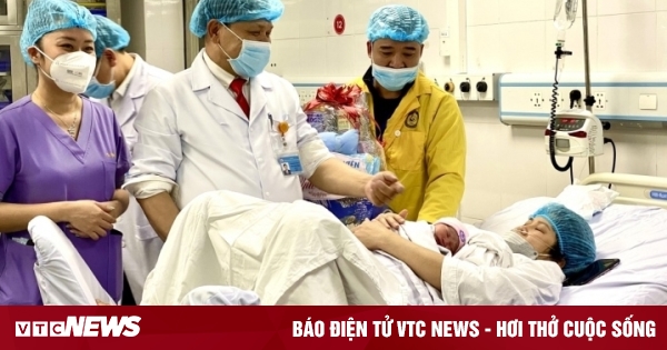 Đề xuất hỗ trợ tiền cho phụ nữ sinh con thứ 2