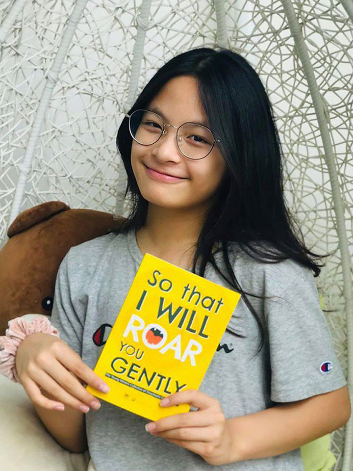 Con gái MC Phan Anh: 9 năm từ em bé nhút nhát thành thiếu nữ xinh đẹp