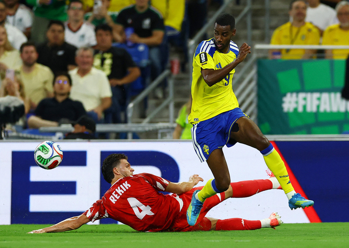 Trực tiếp bóng đá Thụy Điển 2-1 Tunisia: Gyokeres kiến tạo cho Isak ...
