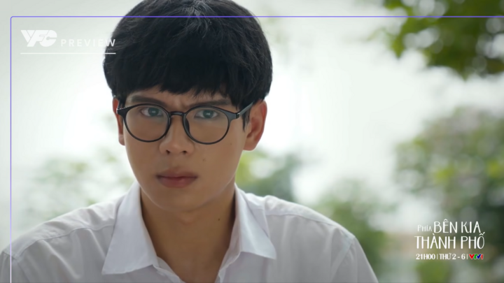 'Phía bên kia thành phố' tập 18: Tuyết Lan mỉm cười khi thấy đôi bạn ...
